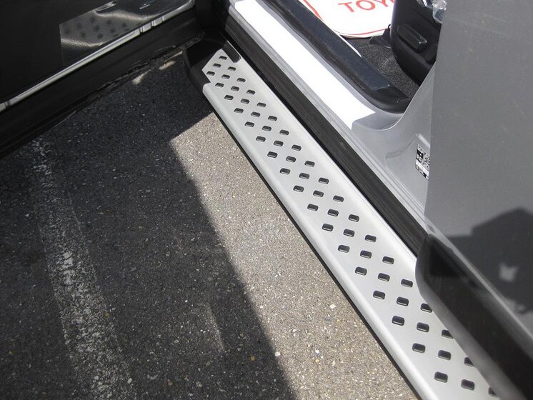 Sidesteps Anti-Slip - Toyota RAV4 2019- - Hova.com