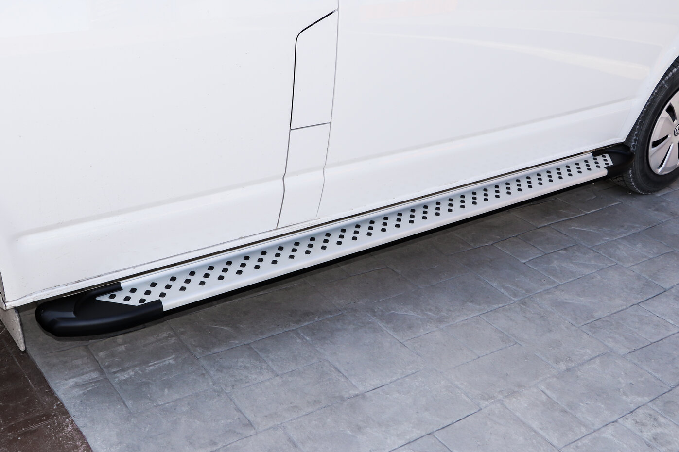 Sidesteps Anti-Slip - VW Transporter / Multivan / Caravelle T6 Facelift ...